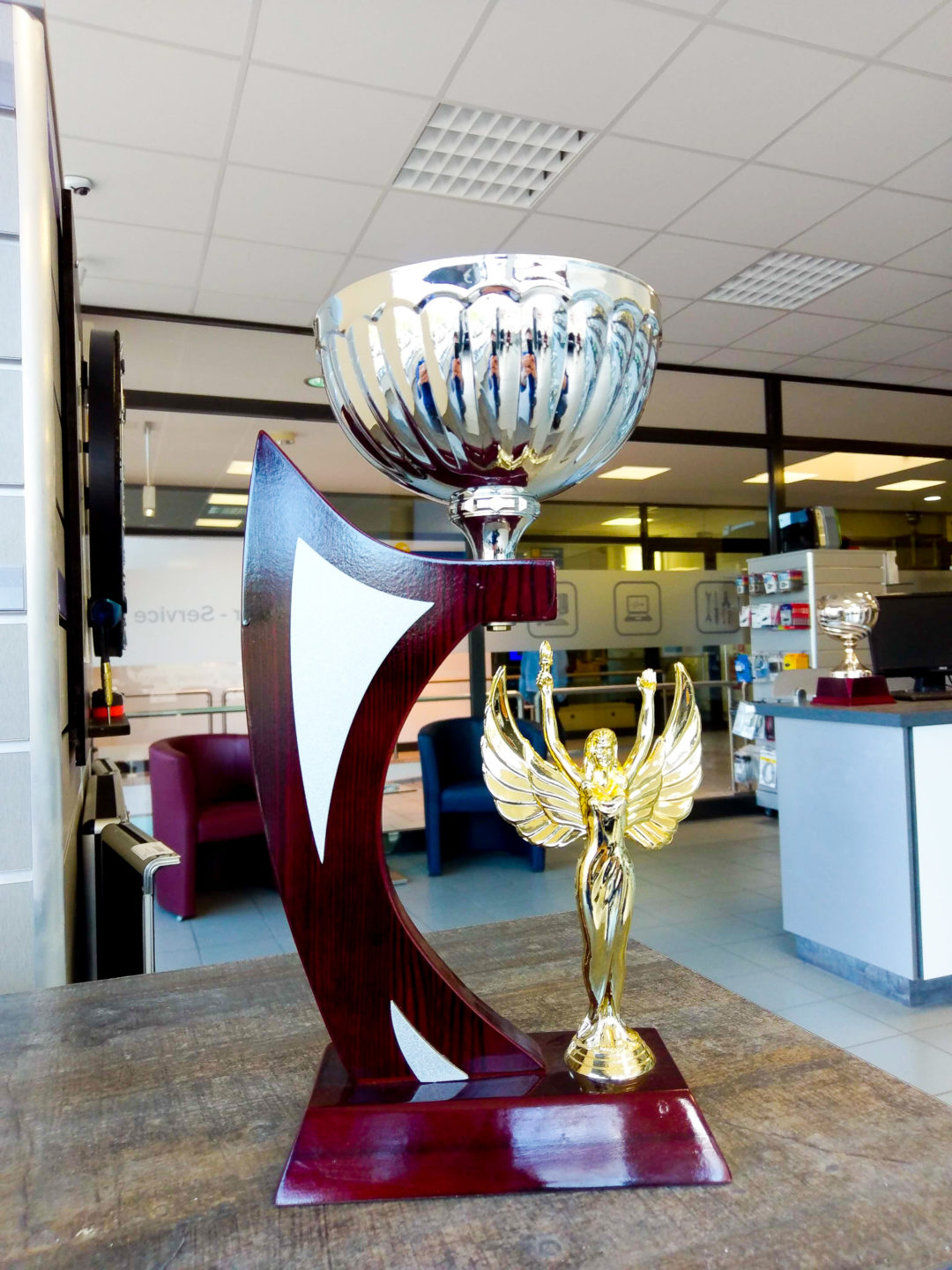 Designpokale - hochwertig & besonders | Pokale & Gravuren Rostock